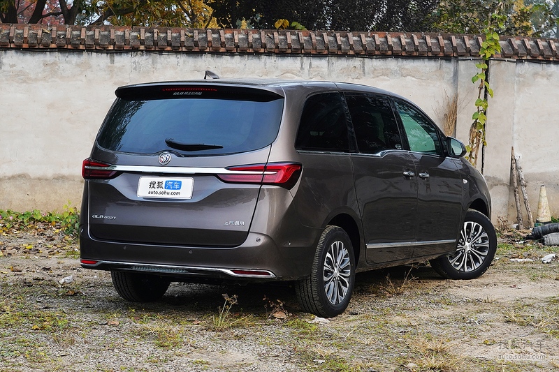 别克GL8图片】_2022款 陆上公务舱 652T 智慧豪华型_檀香金_外观_搜狐汽车网