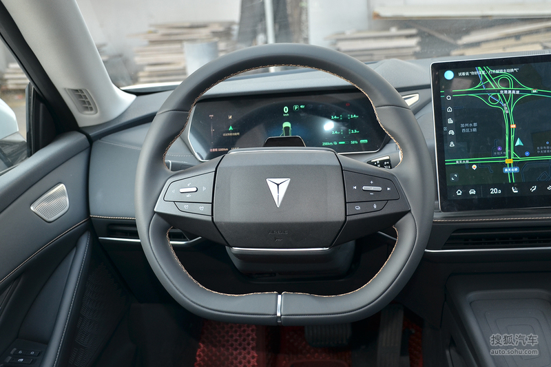 深蓝汽车SL03 纯电版图片】_浩宇黑_内饰_搜狐汽车网